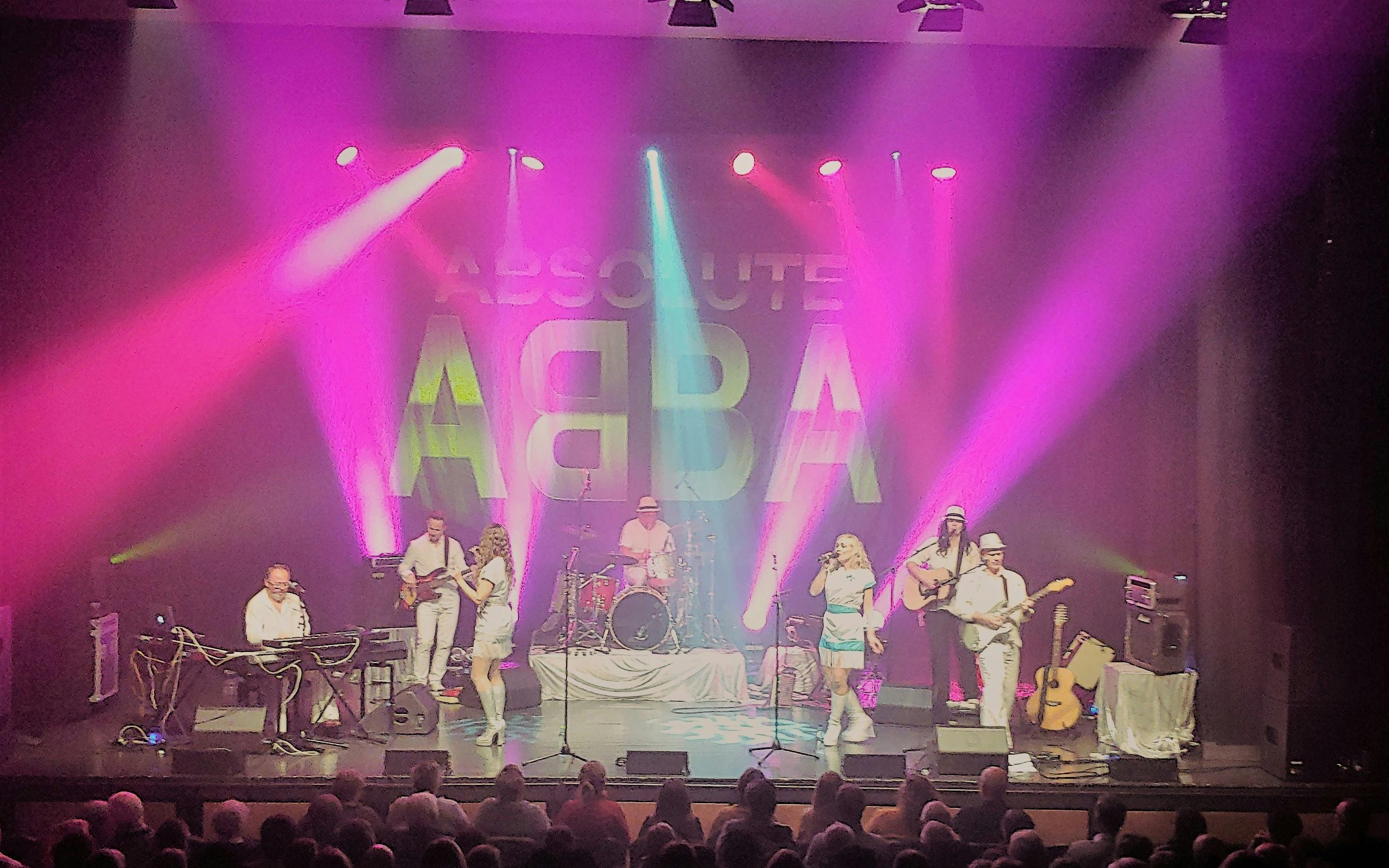 Book Absolute ABBA - Eventband fra Trondheim med 6 medlemmer