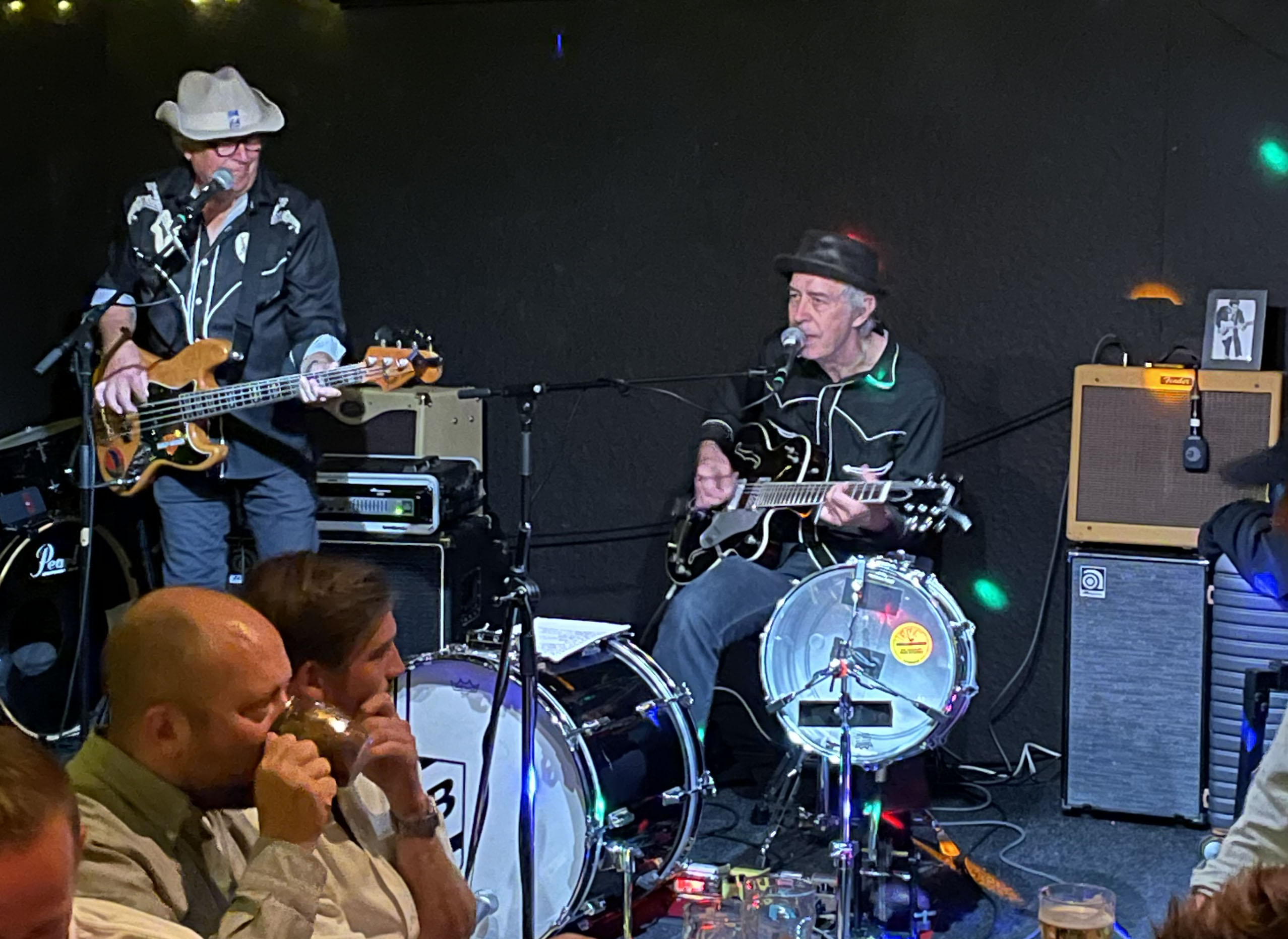 Book The Swingville Bros - Duo fra Oslo