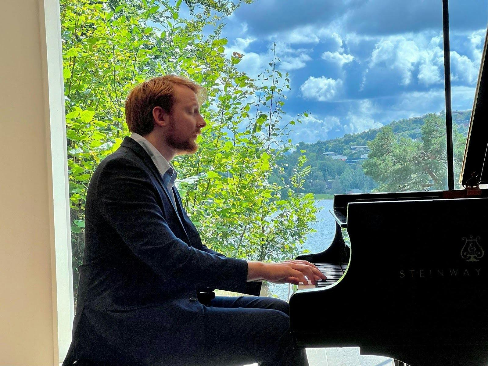 Book Tore Eide Bordal - Pianist fra Bergen